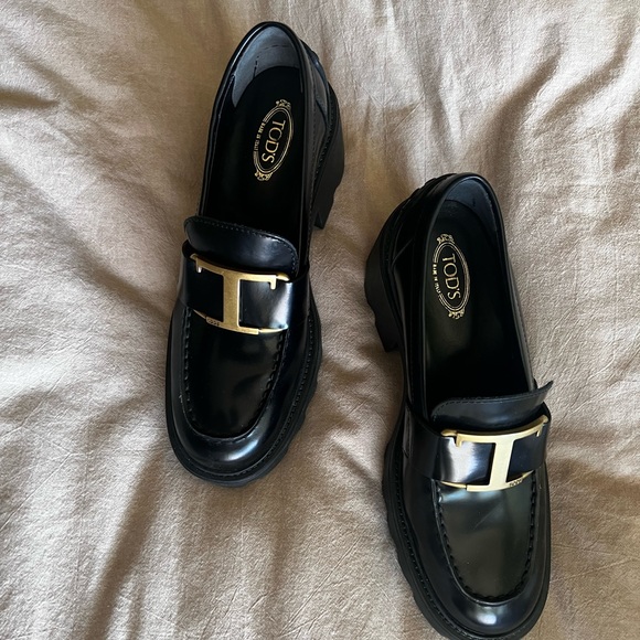 Tod's | Shoes | Tods Buckle Moc Toe Loafer | Poshmark